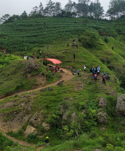 Pecinta Gowes Explore Pesona Gunung Gajah - Suara Kumandang Indonesia